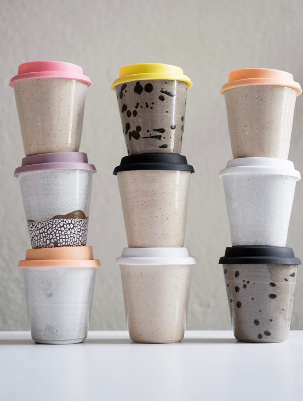 Take away kopper i keramikk med lokk – hagebyens favoritter